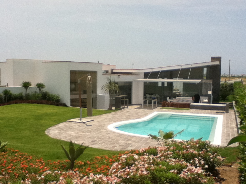 Work Film Strip – Bouby Constructores